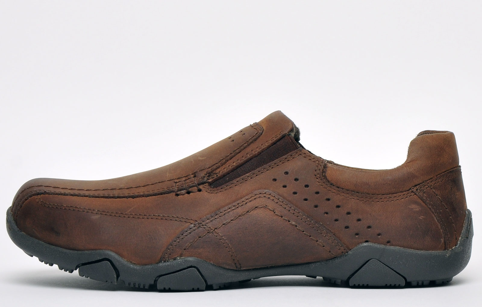 Cheap Red Tape Shoes for Men | Express Trainers